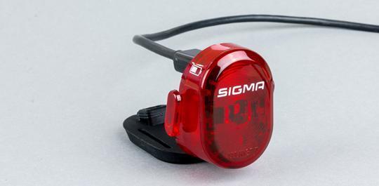 SIGMA Nugget II Flash Red Bakljus - Sportproffsen.se